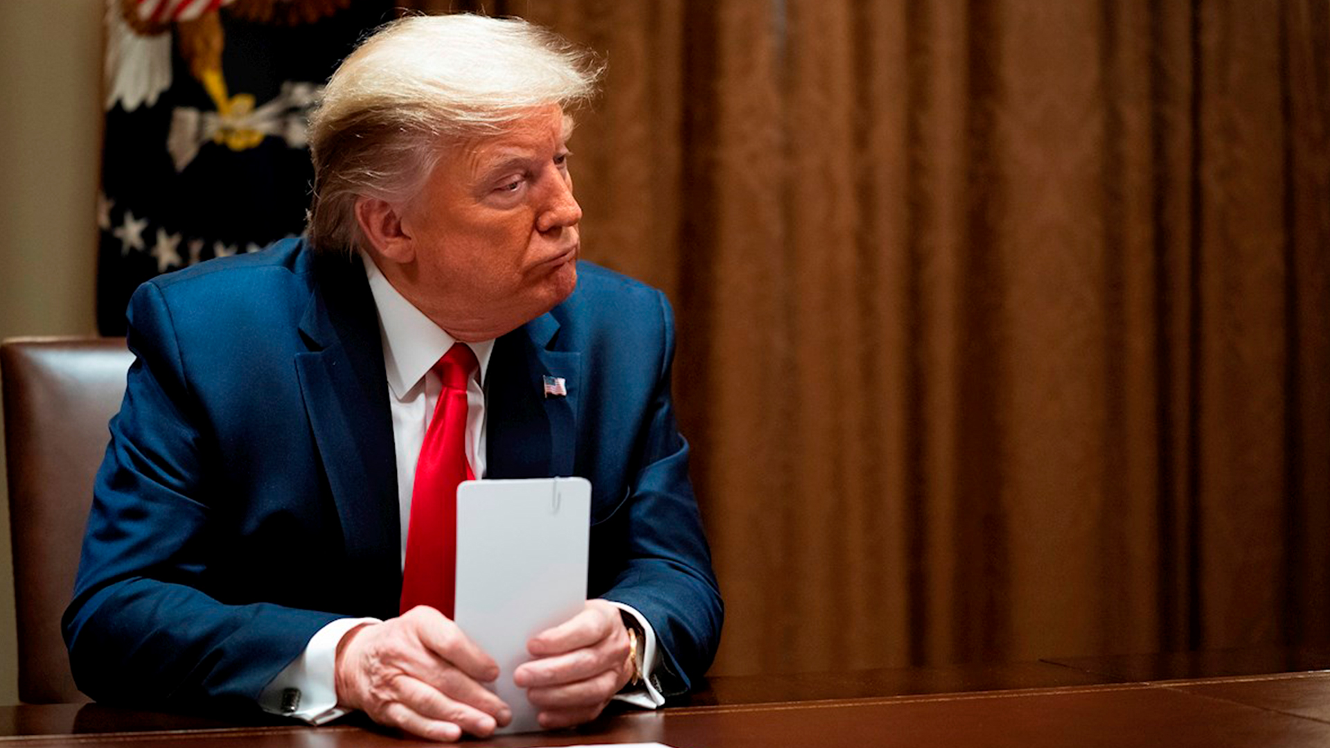 El nombre de Trump en cheques de auxilio económico, ¿estrategia de ...