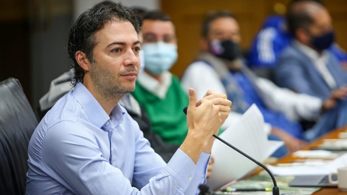 ¿Por qué le dicen "pinturita" a Daniel Quintero? | KienyKe