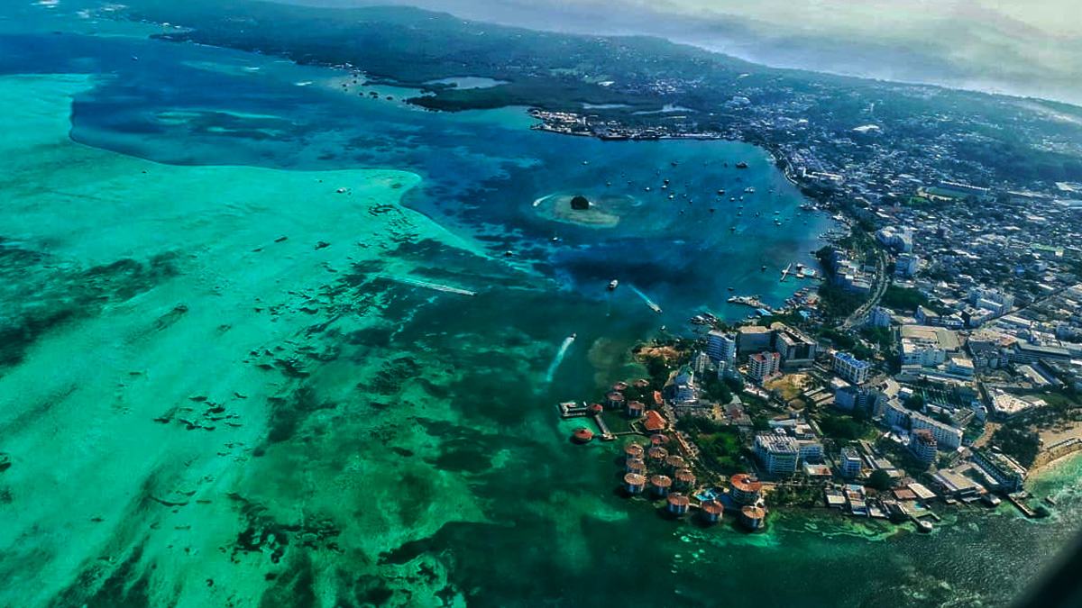 El impresionante río de los siete colores en Colombia | KienyKe
