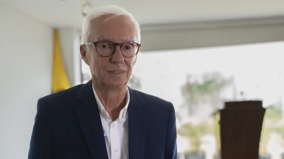 Jorge Enrique Robledo habla de su vida política y analiza al gobierno ...